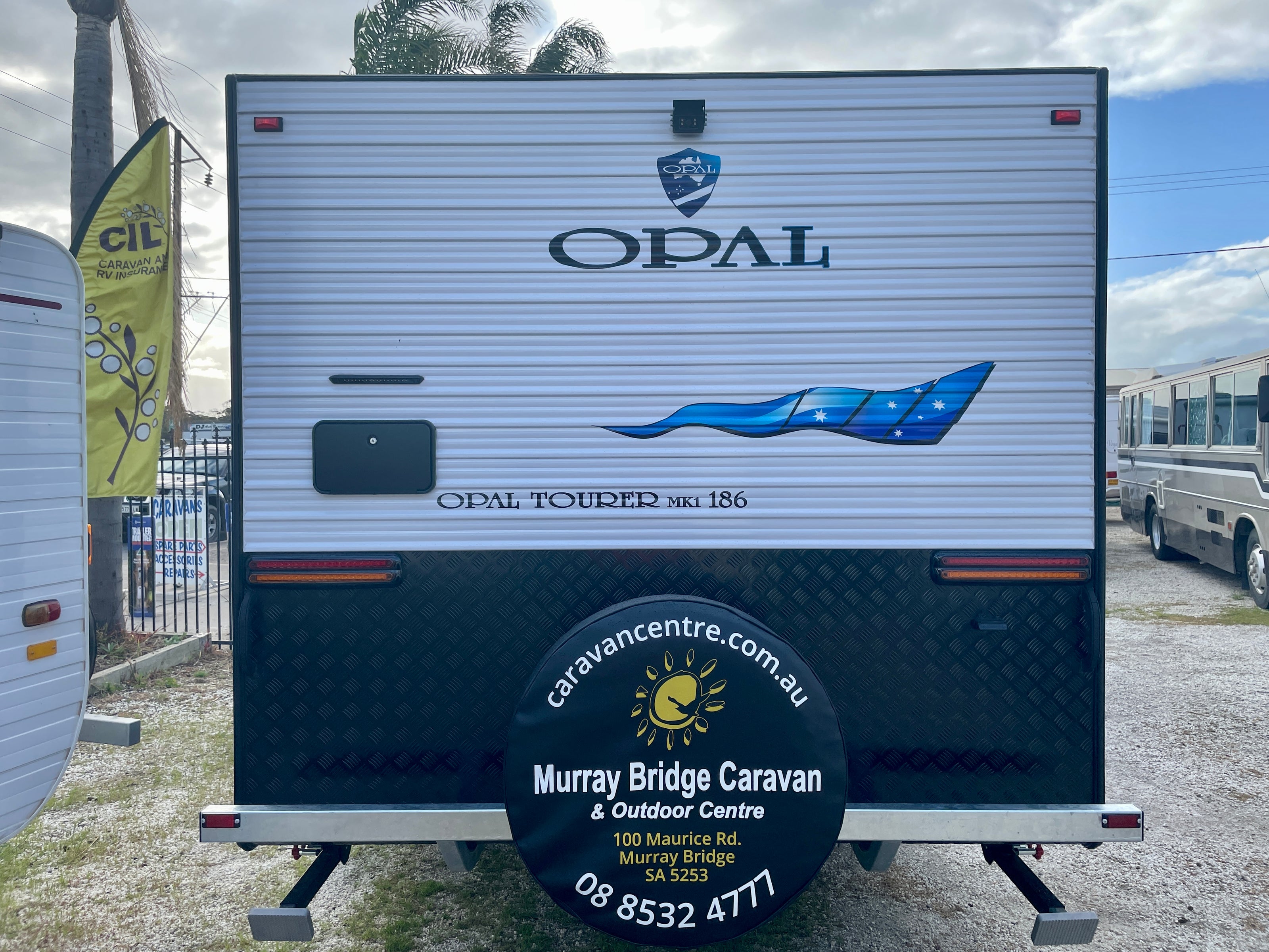 OPAL TOURER MK1 186